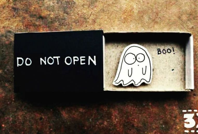 Artist Creates Little Matchbox Greeting Cards With Hidden Messages Inside